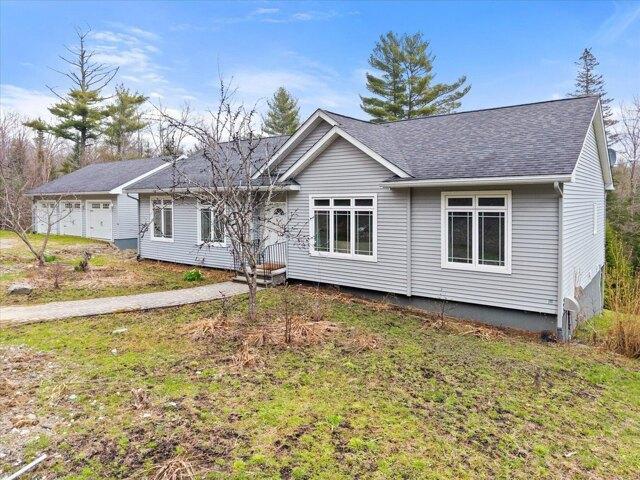 house with 4 bedroom, Holden ME DS102158731