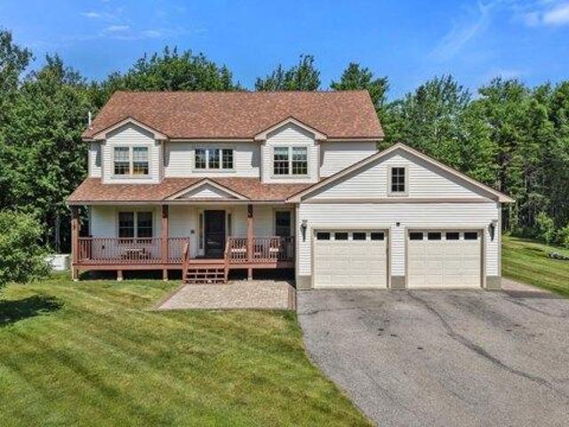 house with 4 bedroom, Holden ME DS104116242