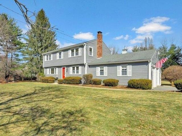 house with 4 bedroom, Holliston MA DS102369500