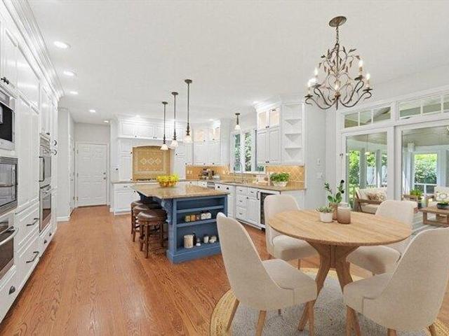 house with 4 bedroom, Holliston MA DS103494656