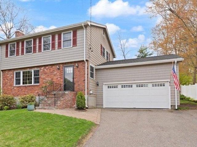 house with 4 bedroom, Holliston MA ES102859523