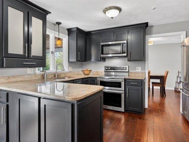 house with 4 bedroom, Holliston MA ES102959954