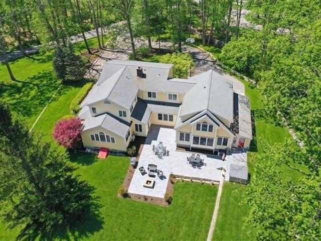 house with 4 bedroom, Holliston MA ES103433315
