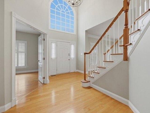 house with 4 bedroom, Holliston MA ES103435250