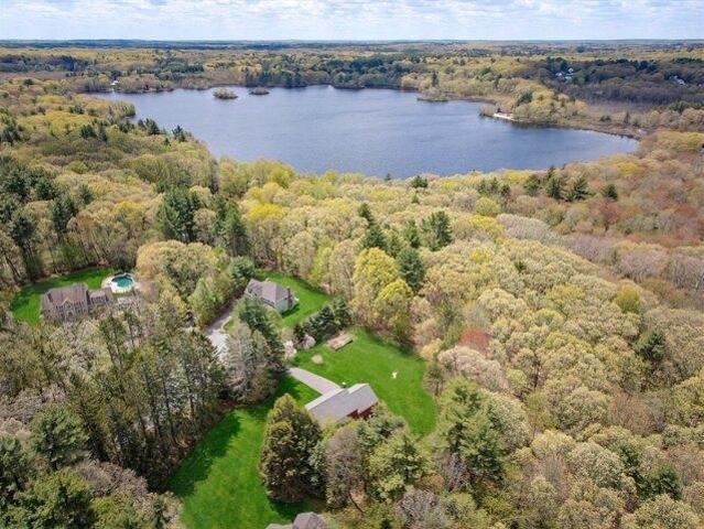 house with 4 bedroom, Holliston MA ES103019911