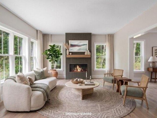 house with 4 bedroom, Holliston MA ES104790828