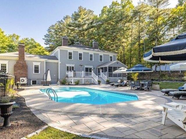 house with 4 bedroom, Holliston MA ES104832462