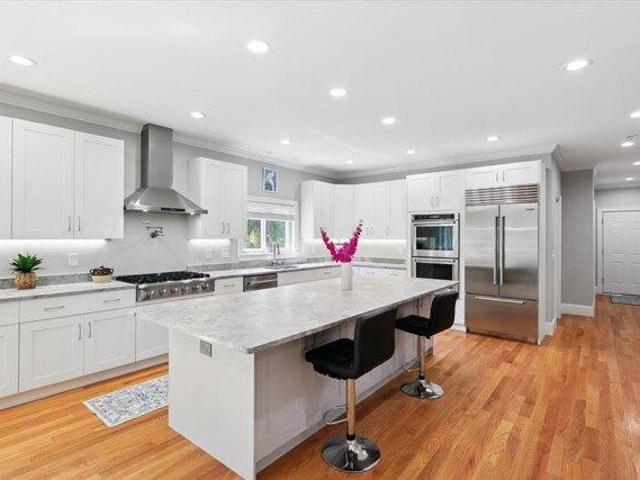 house with 4 bedroom, Hollis NH ES103627243