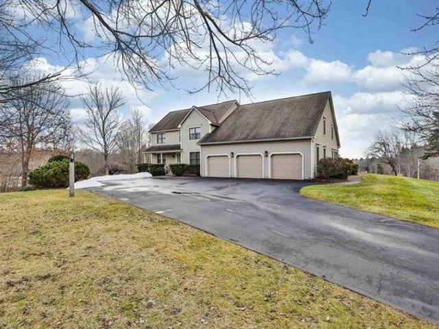 house with 4 bedroom, Hollis NH ES103127111