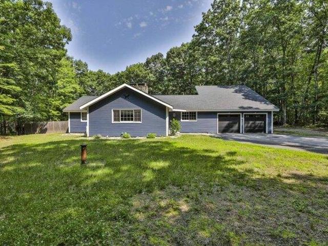 house with 4 bedroom, Hollis NH ES104299294