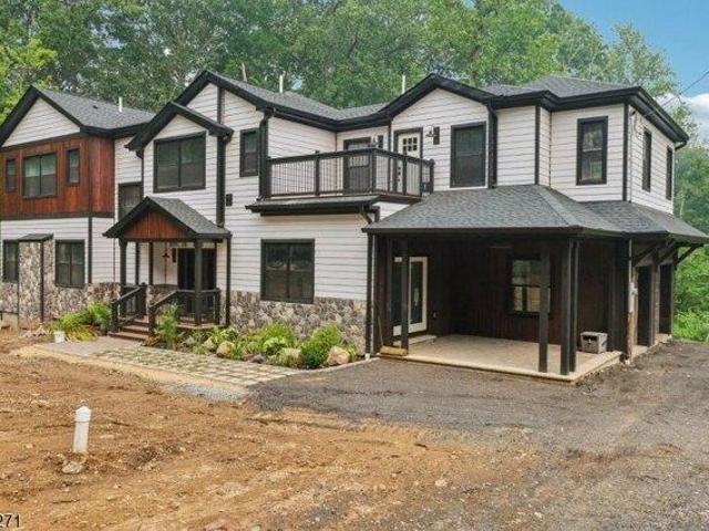 house with 4 bedroom, Hopatcong NJ DS104441244