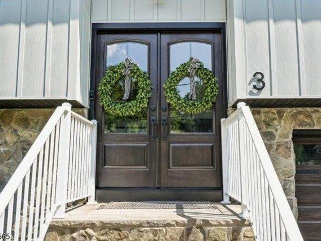 house with 4 bedroom, Hopatcong NJ ES104907551