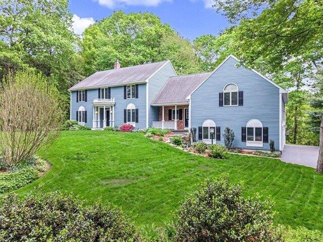 house with 4 bedroom, Hopkinton MA DLS102724674