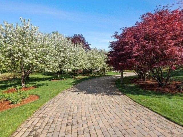 house with 4 bedroom, Hopkinton MA DS104445489