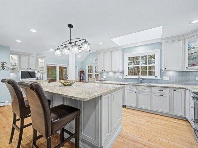 house with 4 bedroom, Hopkinton MA ES102961690