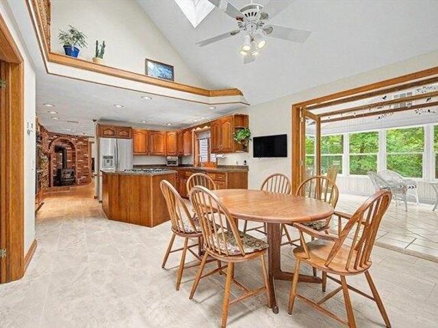 house with 4 bedroom, Hopkinton MA ES103928940