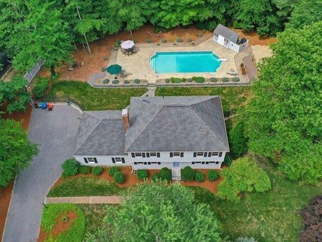 house with 4 bedroom, Hopkinton MA ES104191655
