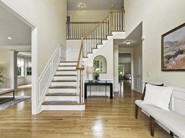 house with 4 bedroom, Hopkinton MA ES105401181