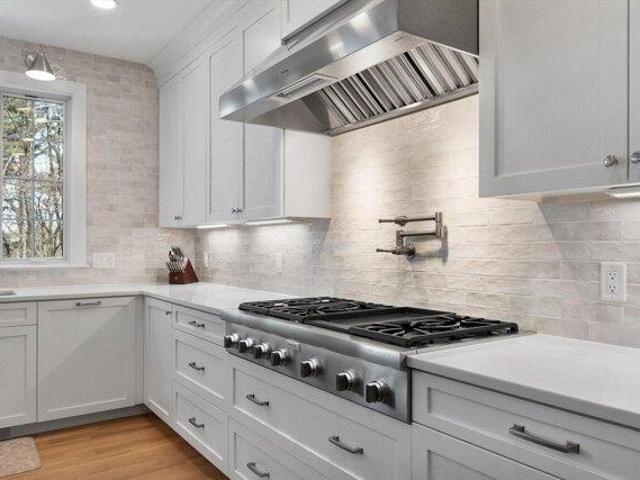 house with 4 bedroom, Hopkinton MA ES105174462