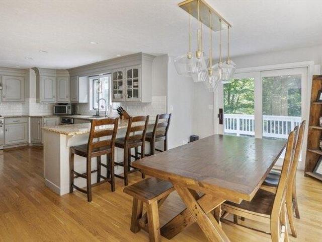 house with 4 bedroom, Hopkinton MA ES105192605