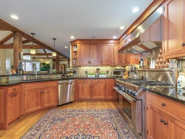 house with 4 bedroom, Hopkinton NH DS102370788