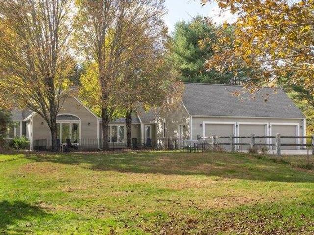 house with 4 bedroom, Hopkinton NH ES103128029