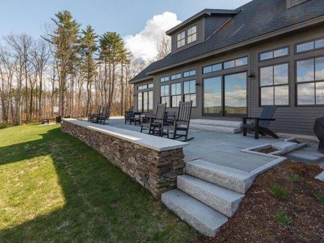 house with 4 bedroom, Hopkinton NH ES104832571