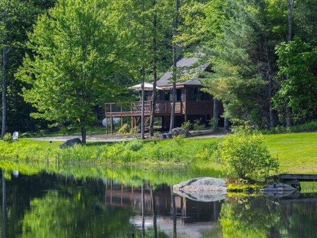 house with 4 bedroom, Hopkinton NH ES104044579