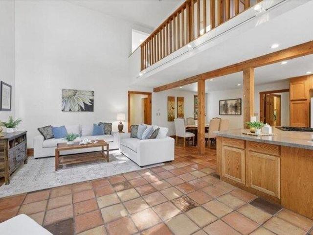 house with 4 bedroom, Hopkinton NH ES105192729