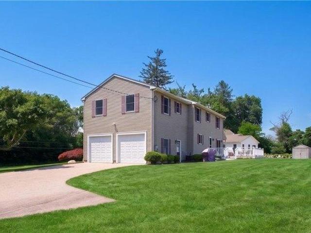 house with 4 bedroom, Hopkinton RI ES105107728