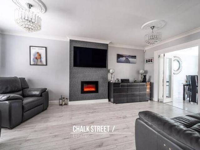 House With 4 Bedroom Hornchurch Greater London DS88038492
