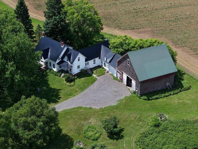 house with 4 bedroom, Houlton ME DS104008794