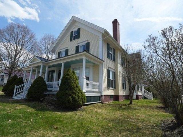 house with 4 bedroom, Houlton ME ES105176423