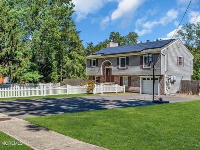 house with 4 bedroom, Howell NJ DLS102728209