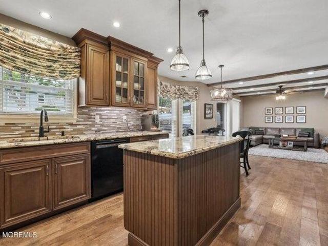house with 4 bedroom, Howell NJ DS102584834