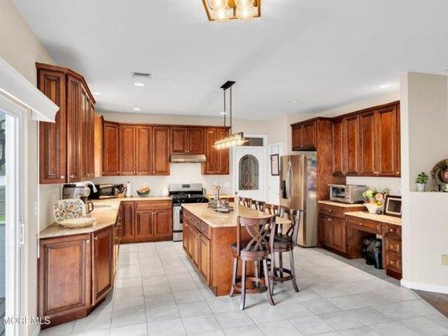 house with 4 bedroom, Howell NJ DS102726508
