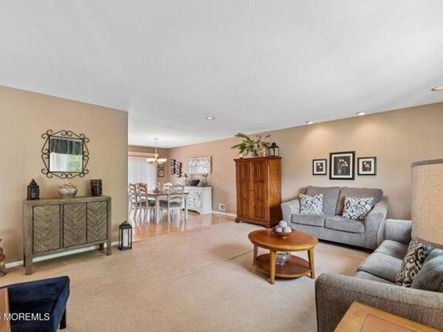 house with 4 bedroom, Howell NJ DS102775567