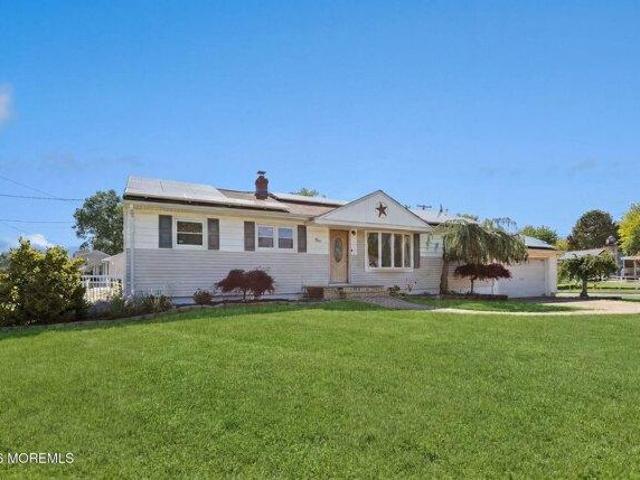 house with 4 bedroom, Howell NJ ES104444289