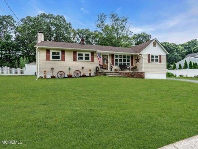 house with 4 bedroom, Howell NJ ES105193521