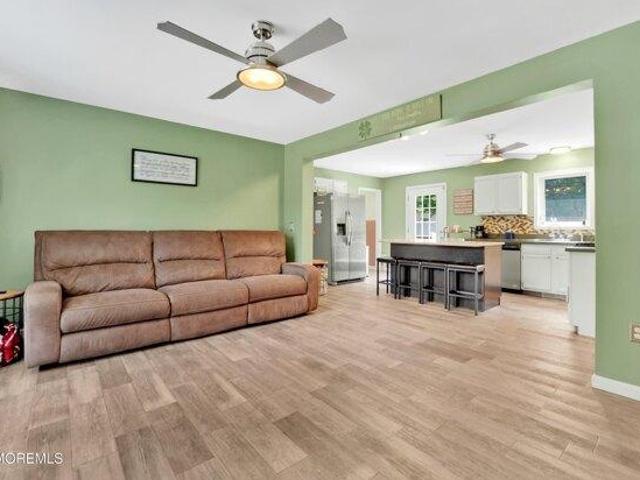 house with 4 bedroom, Howell NJ ES105232478