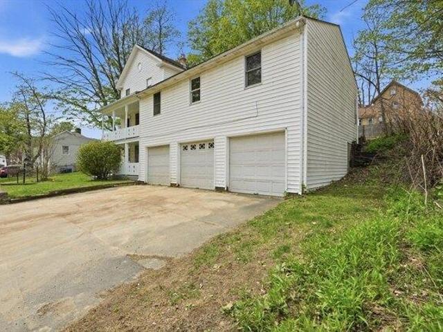 house with 4 bedroom, Huntington MA ES103189868