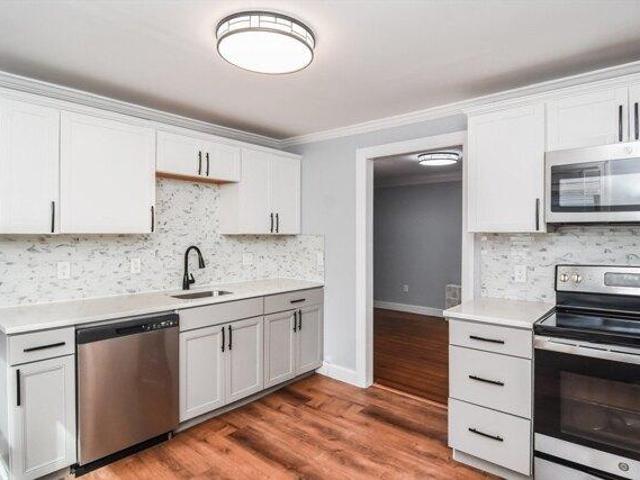 house with 4 bedroom, Hudson MA DLS102369429
