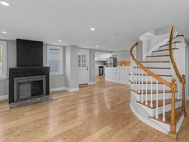 house with 4 bedroom, Hudson MA DS102029108