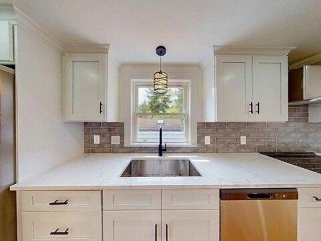 house with 4 bedroom, Hudson MA ES103128137