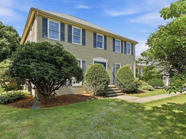 house with 4 bedroom, Hudson MA ES105385973