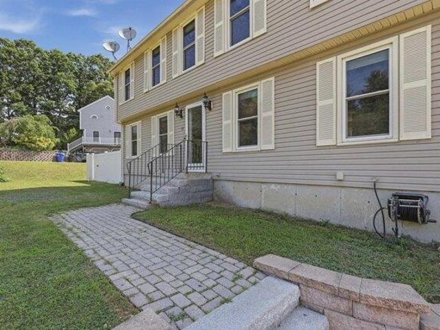 house with 4 bedroom, Hudson NH DS104232896