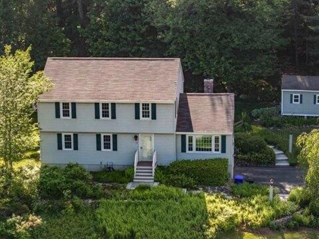 house with 4 bedroom, Hudson NH DS104237604