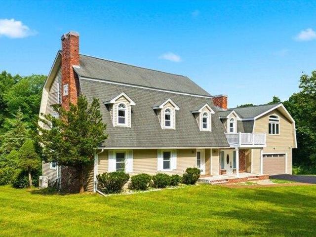 house with 4 bedroom, Hudson NH DS104264845