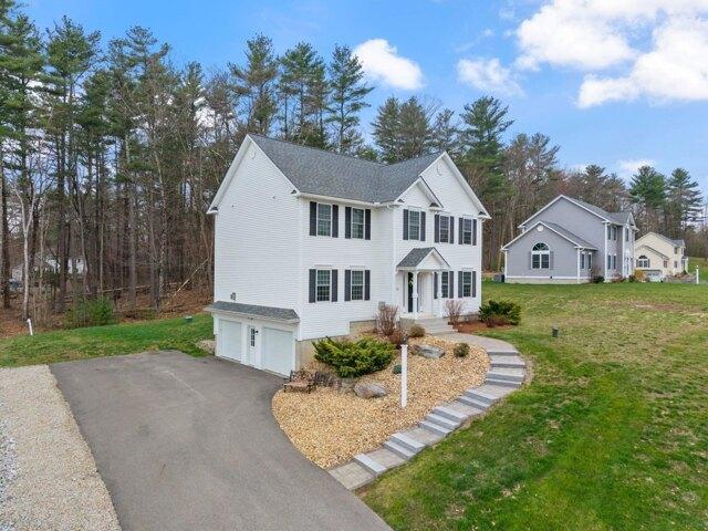 house with 4 bedroom, Hudson NH ES103159070
