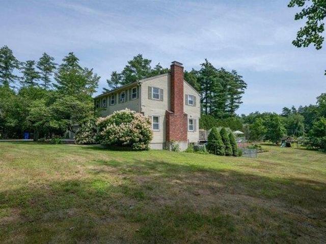 house with 4 bedroom, Hudson NH ES105191067